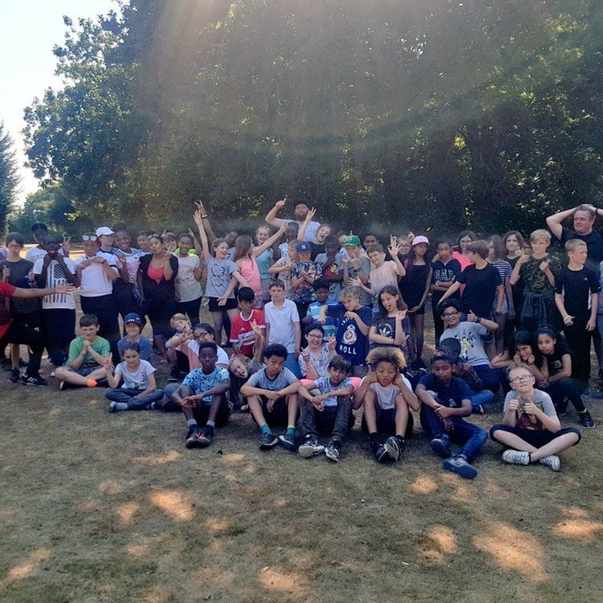Aldersbrook Primary School - Year 6 at Fairplay House!